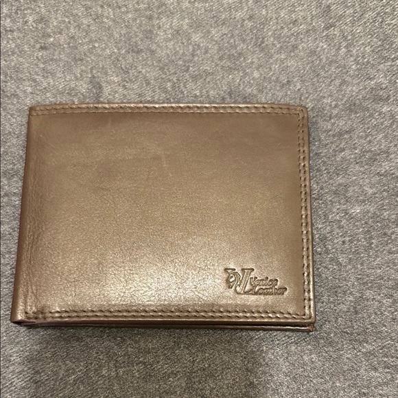 Vera Pelle | Accessories | Vera Pelle Brown Leather Wallet | Poshmark